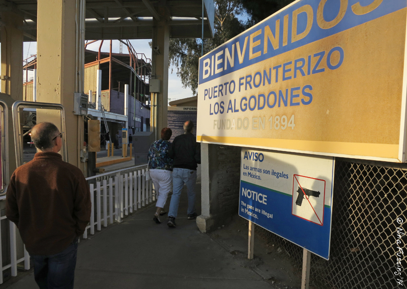 Walking across the border into Los Algodones – Wheeling It: Tales From ...